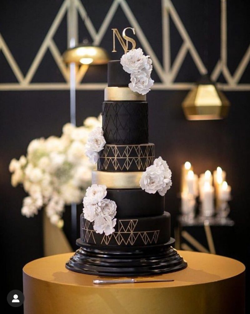 20+ Elegant Black Wedding Cake Designs - The Glossychic