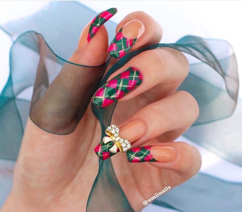 50+ Pretty Plaid Nails You'll Love - The Glossychic