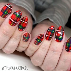 50+ Pretty Plaid Nails You'll Love - The Glossychic