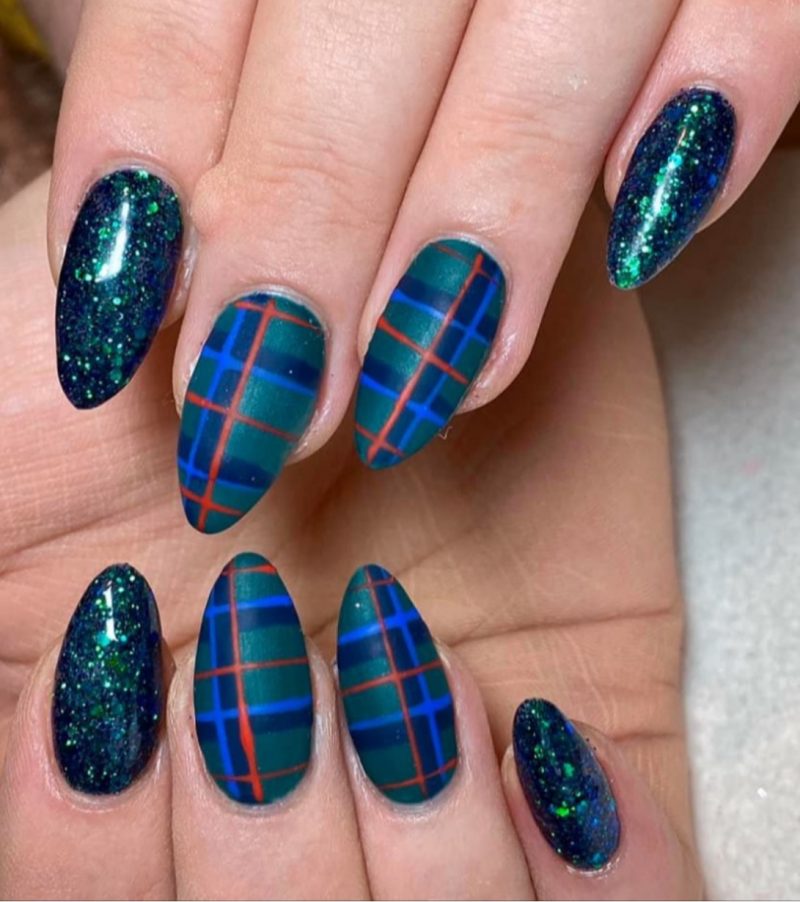 50+ Pretty Plaid Nails You'll Love - The Glossychic