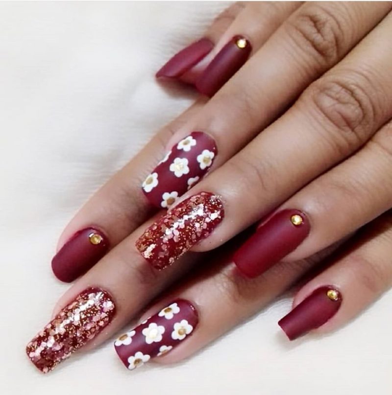 70 Dashing Maroon Nails For Fall 2020 - The Glossychic