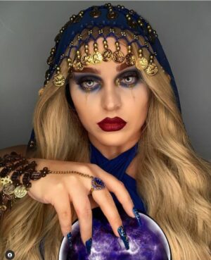 21 Flawless Gypsy Makeup For Halloween - The Glossychic