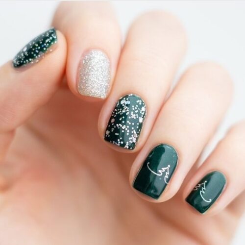 16 Beautiful Christmas Ornament Nail Designs - The Glossychic