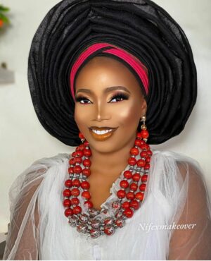 34 Simple Gele Styles For 2022 - The Glossychic