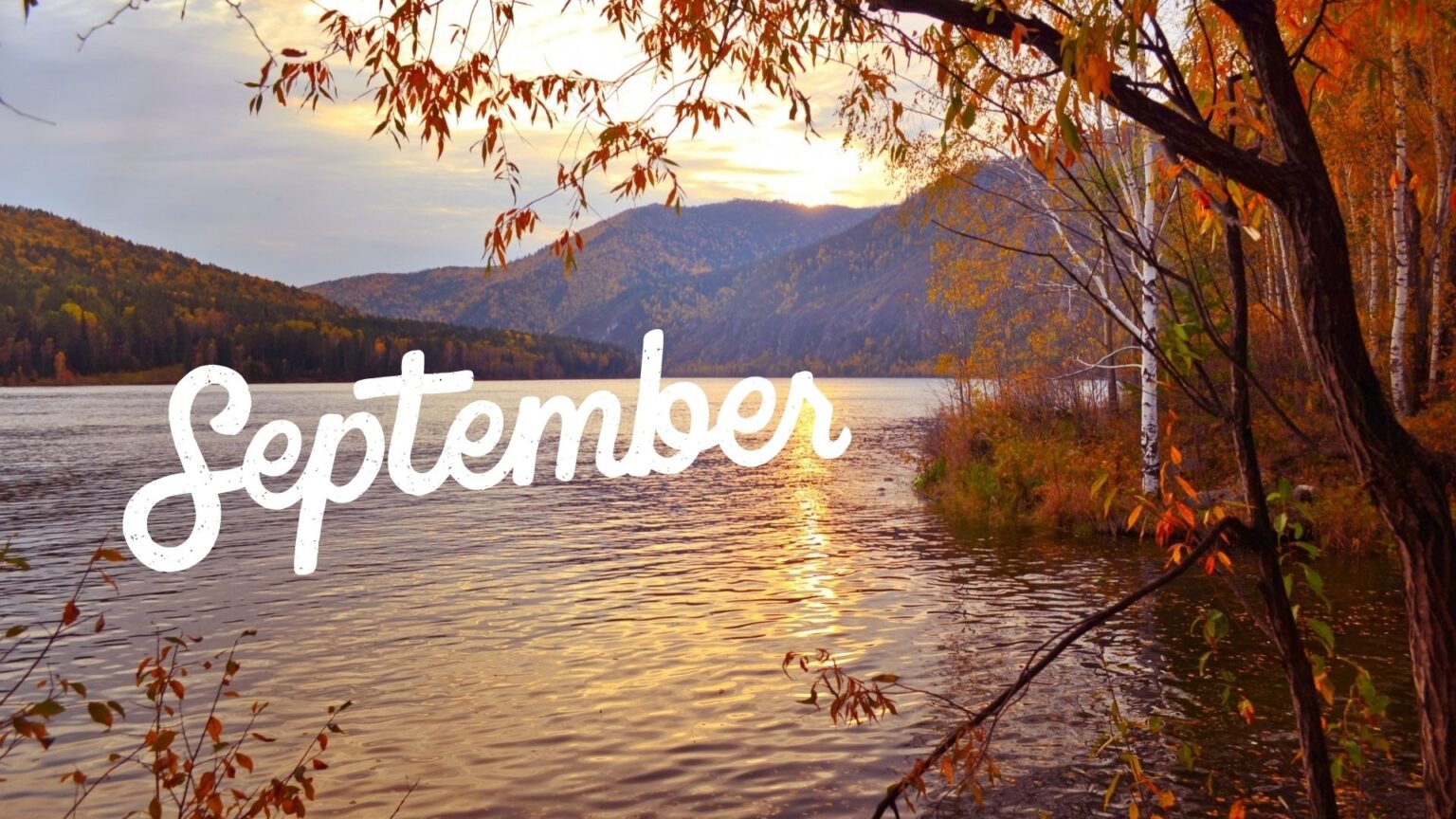 50 Free September Desktop Wallpaper For 2023 - The Glossychic